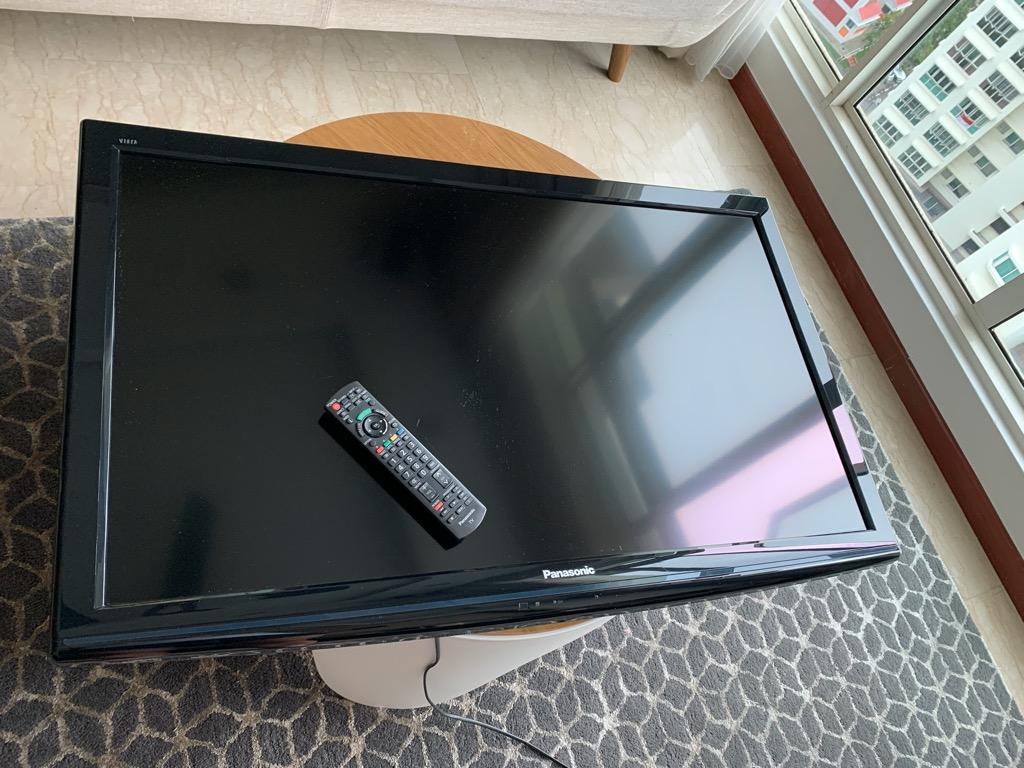 Panasonic 42 inch Multi-system Full HD LCD TV (TH-L42U20S), TV & Home ...