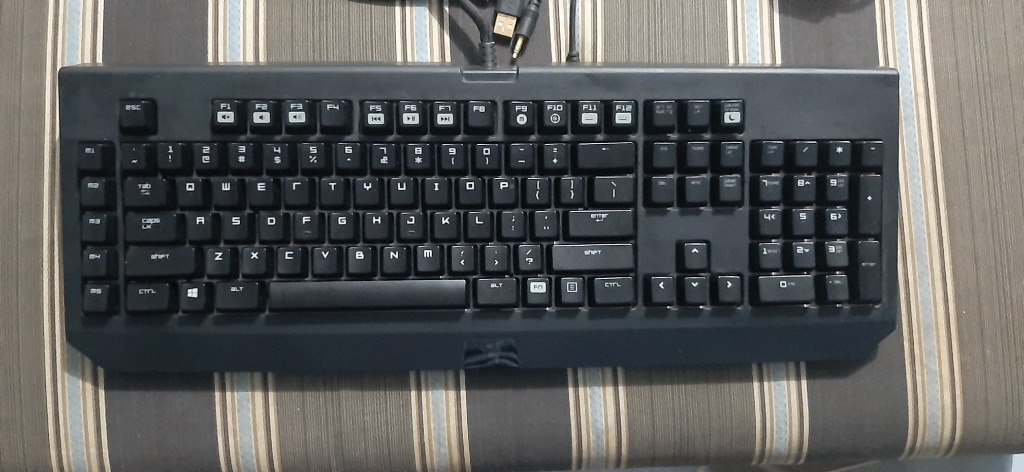 Razer Blackwidow Chroma V1, Computers & Tech, Parts & Accessories ...