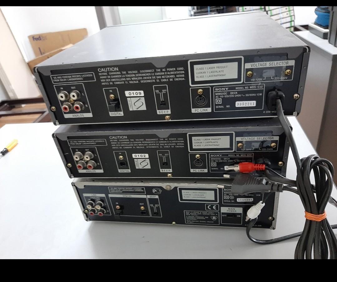 Sony MD Disc Player, Hobbies & Toys, Music & Media, CDs & DVDs on Carousell