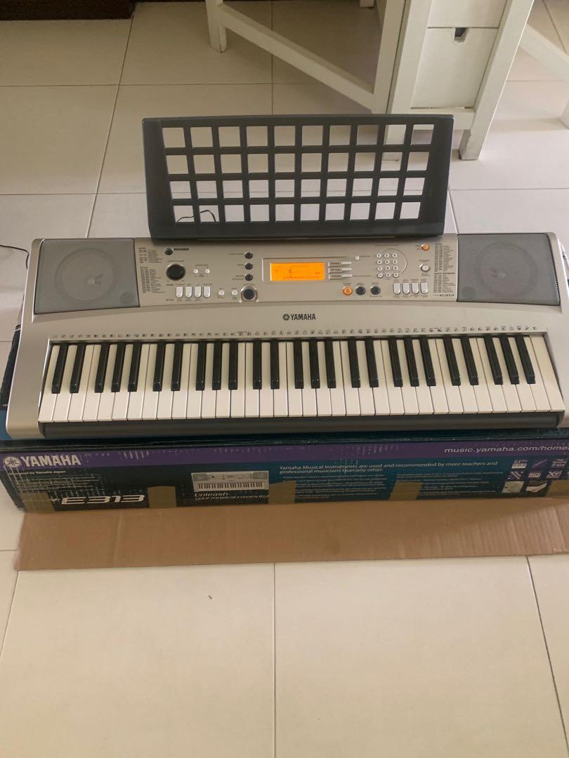 Yamaha Electronic keyboard, Hobbies & Toys, Music & Media, Musical ...