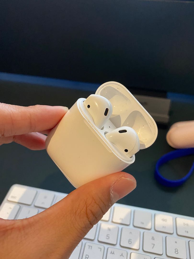 Airpod 1gen left Keep Disconnecting Audio Portable Audio airpod-1gen-left-keep-disconnecting-audio-portable-audio