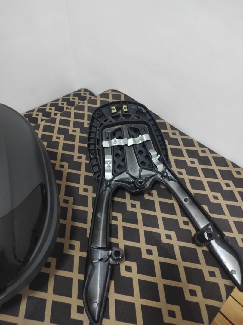 HNJ TOP BOX w/ BRACKET FOR HONDA CLICK 125I, Motorbikes, Motorbike ...