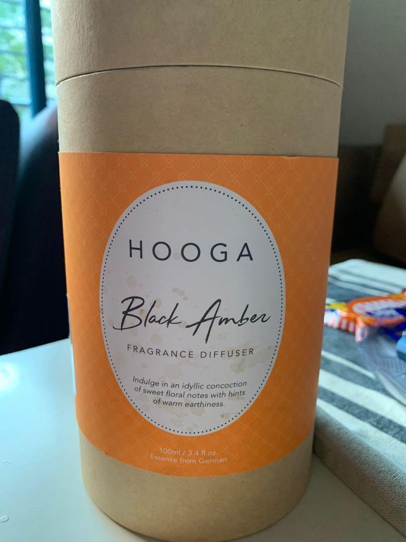 Hooga diffuser - bird design in floral scent, Everything Else on Carousell