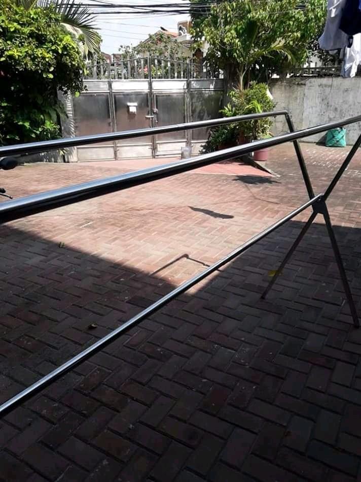 Round Tube Stainless Sampayan, Furniture & Home Living, Home ...