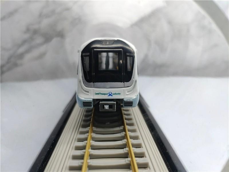 Singapore Downtown Line Train Model (1:87), Hobbies & Toys, Toys ...