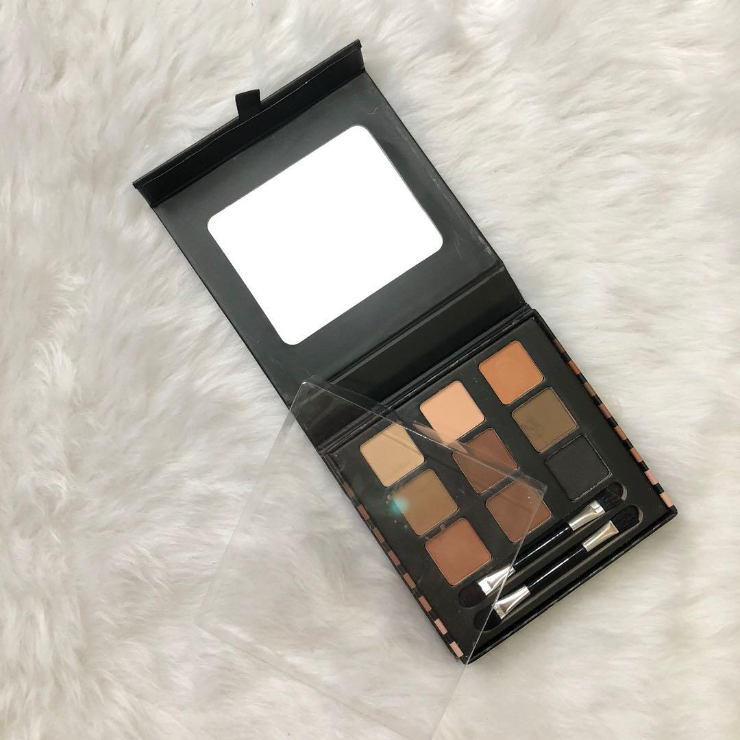 True beauty collection eyeshadow palette, Beauty & Personal Care, Face ...