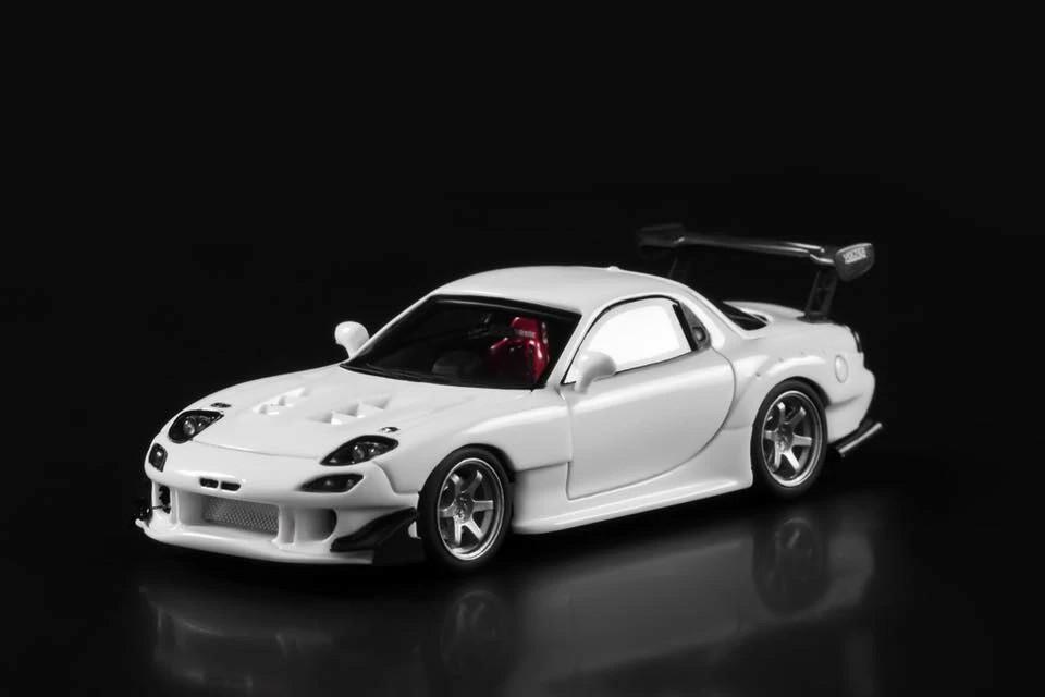 YM Model 1/64 Mazda RX7 (FD3S) Re-amemiya White, Hobbies & Toys, Toys ...