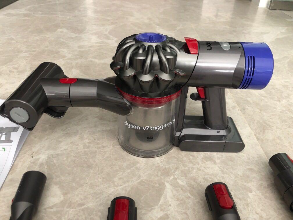 Dyson V7 Trigger Pro Handheld Cord-Free Vacuum Cleaner, TV & Home ...