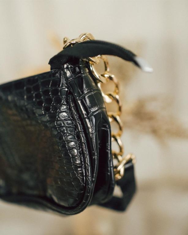 Georgina Baguette bag, Women's Fashion, Bags & Wallets, Tote Bags on ...