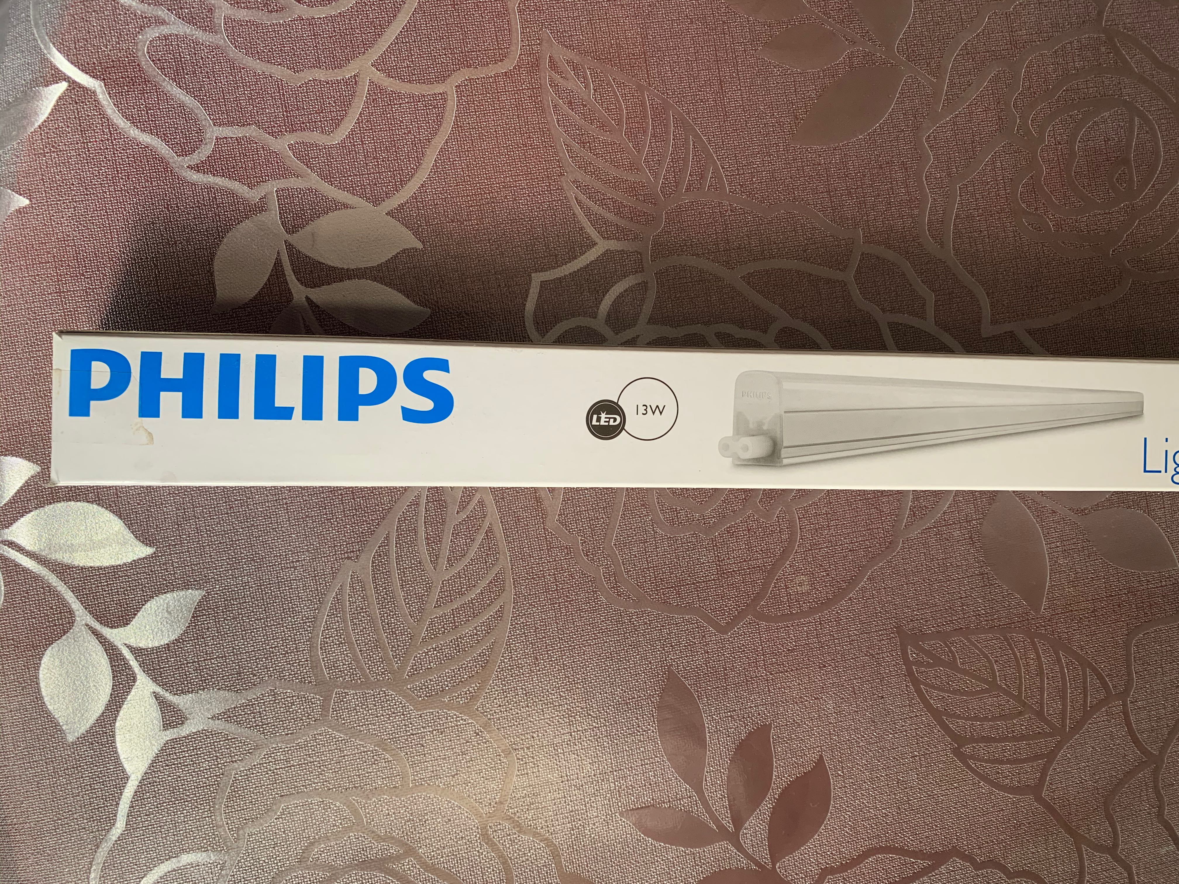 Philips飛利浦Linea LED 支架6500K冷日光色（13W)31094/31097, 電腦＆科技, 電腦周邊及配件, 電子屏幕 ...