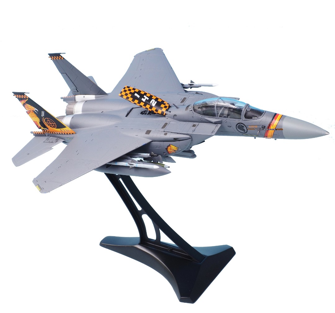 Republic of Singapore Air Force (RSAF), 142nd Squadron (Gryphon), F ...