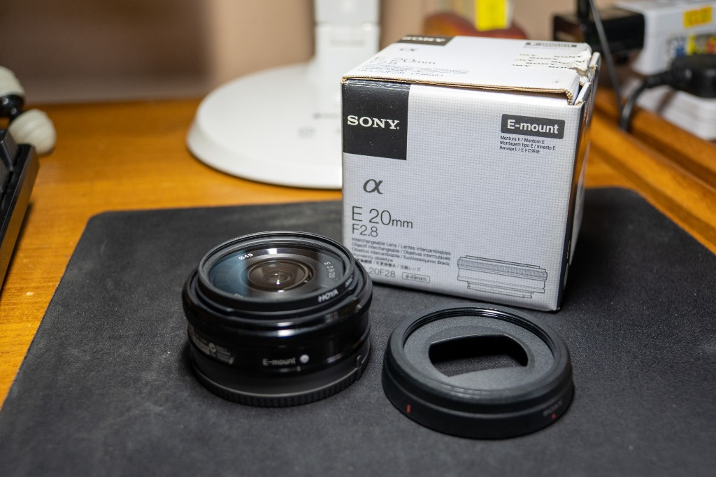 Sony 20mm F2.8, Photography, Lens & Kits on Carousell