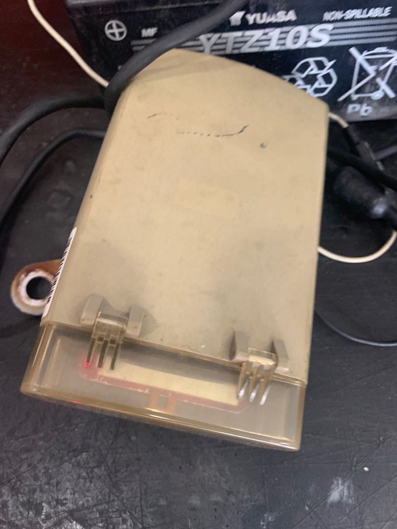 Used IU unit with bracket, Motorcycles, Motorcycle Accessories on Carousell
