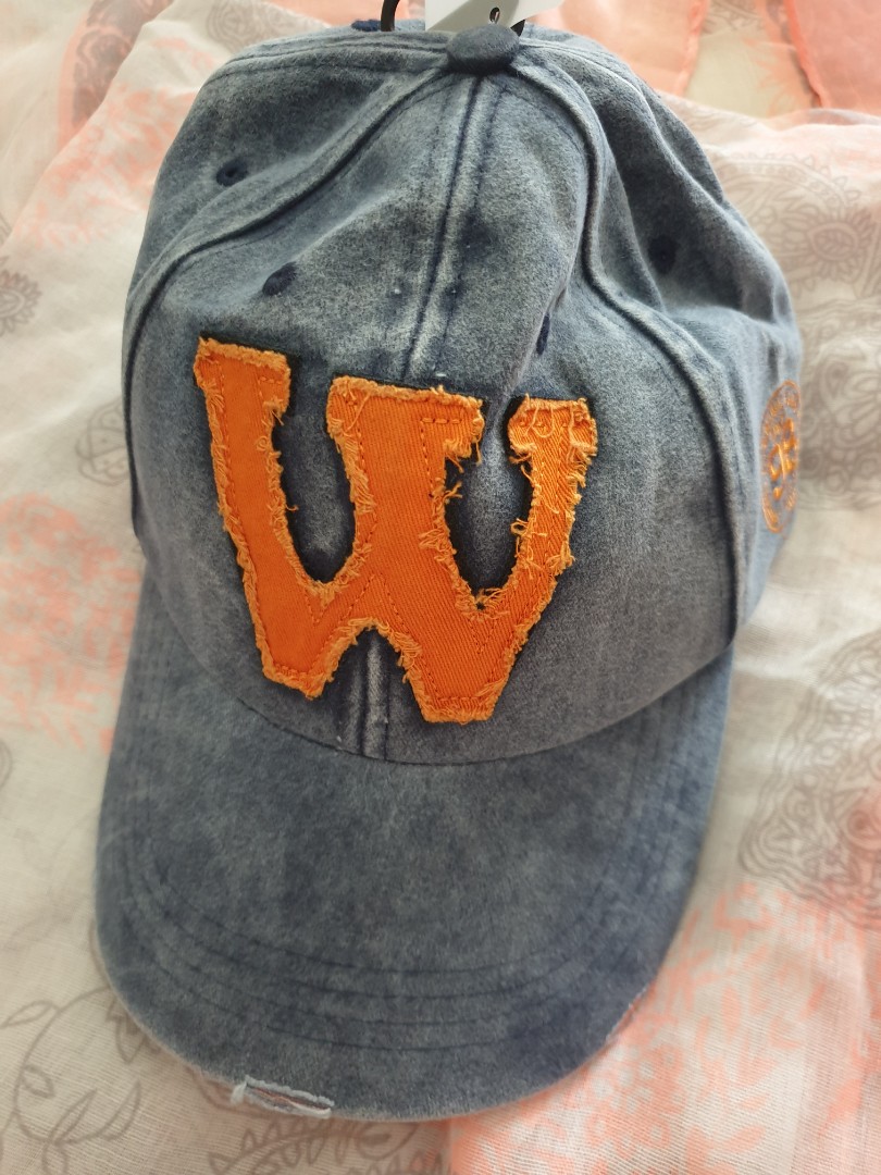 Zara man cap, Men's Fashion, Watches & Accessories, Caps & Hats on ...