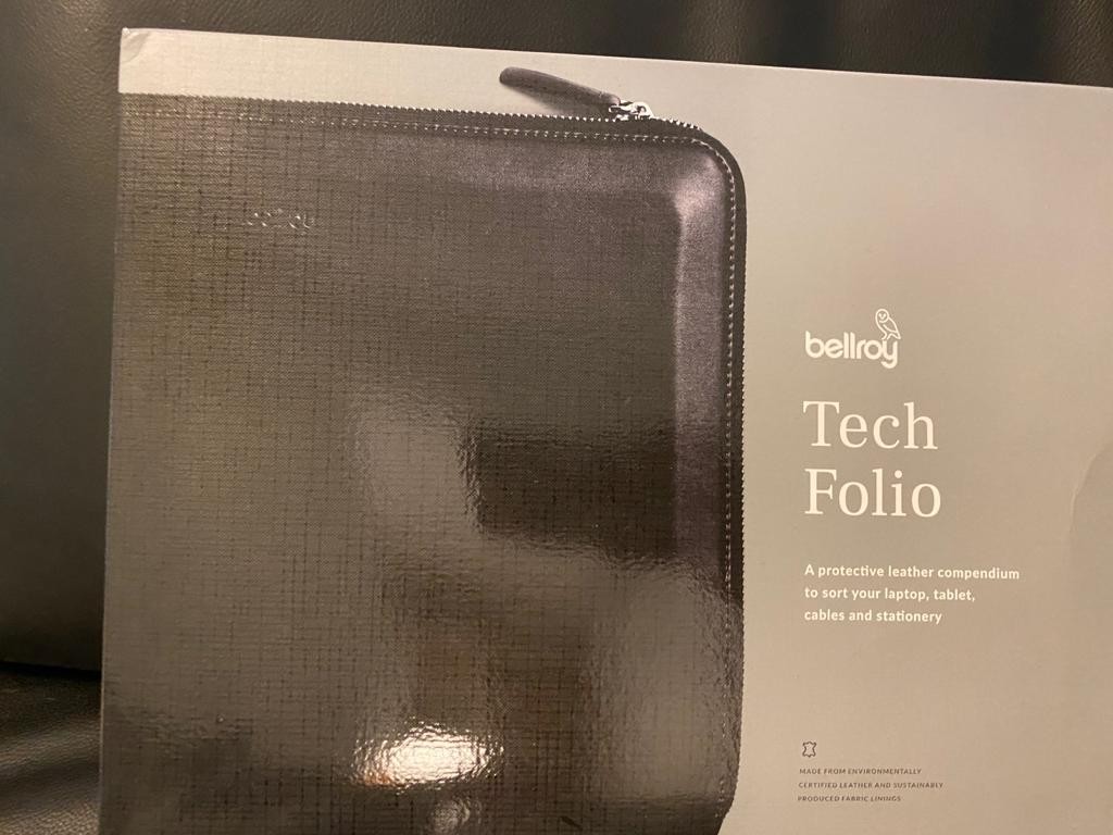 Bellroy original Tech Folio, Men's Fashion, Bags, Briefcases on Carousell