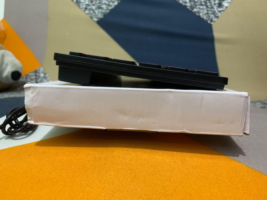 BT21 TATA WIRED KEYBOARD, Hobbies & Toys, Memorabilia & Collectibles, K ...