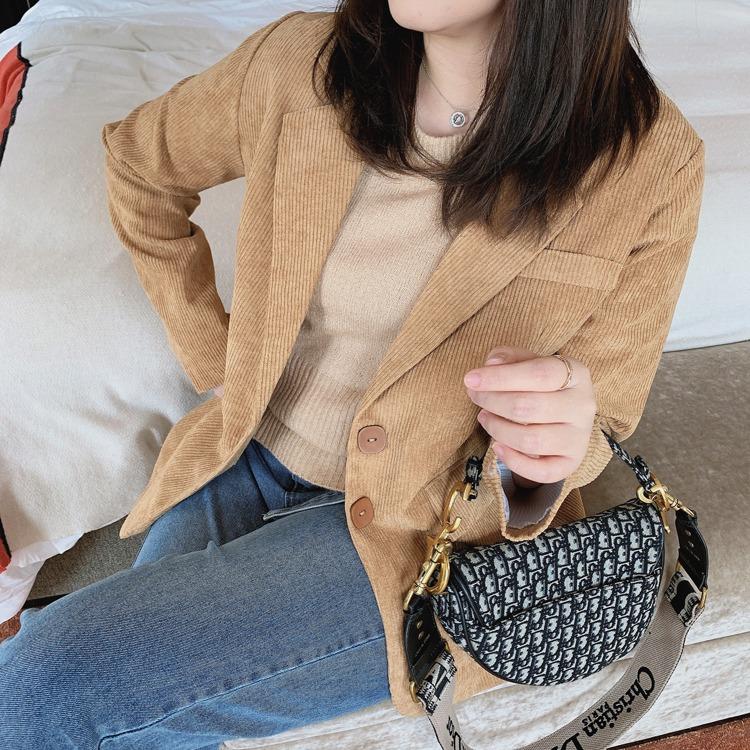 CARRIE PLUS Corduroy Oversized Blazer, Women's Fashion, Coats, Jackets ...