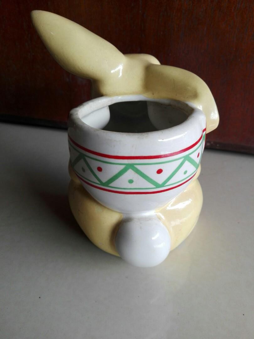 Genting Highland Resort Ceramic Rabbit, Furniture & Home Living, Home ...