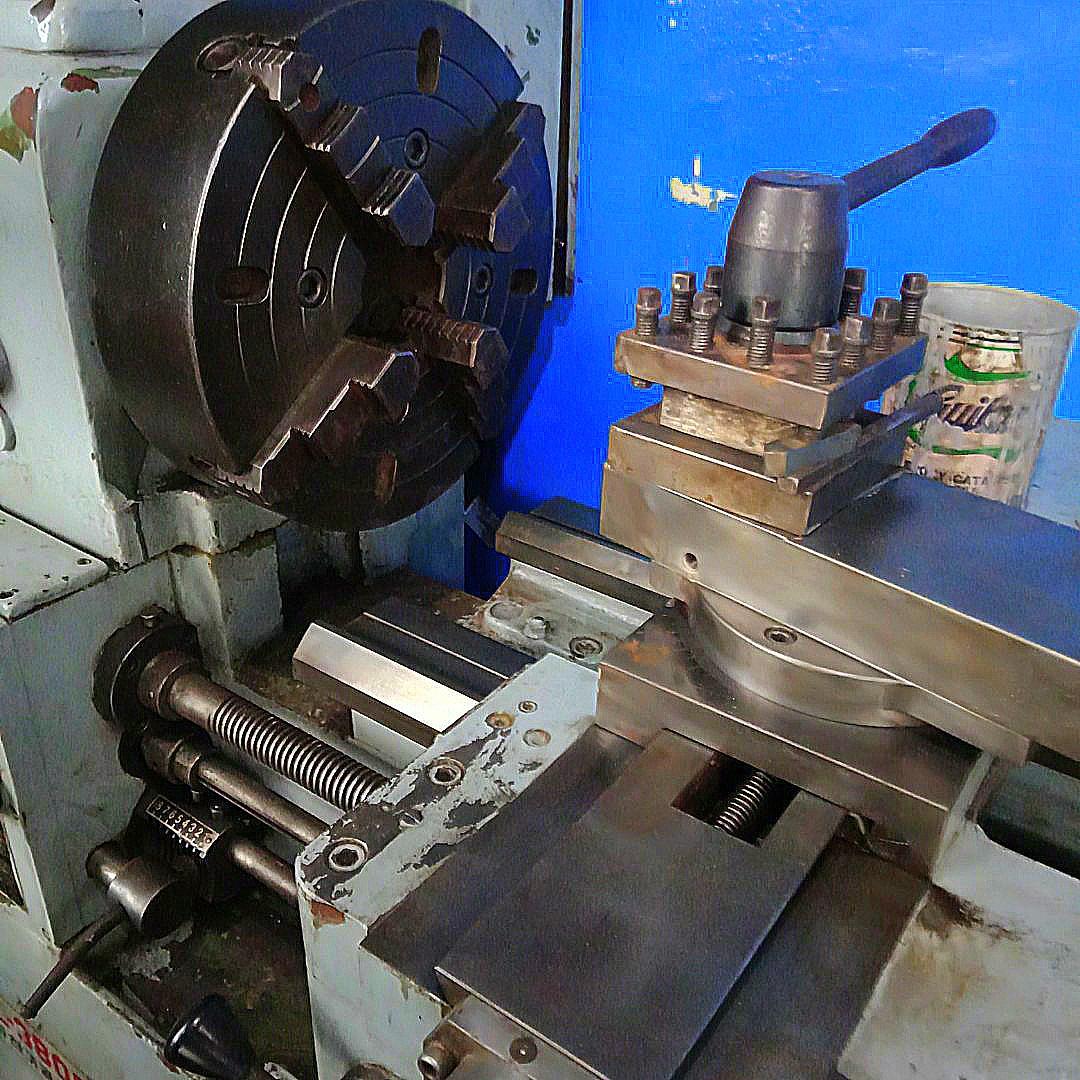 Lathe machine, Furniture & Home Living, Cleaning & Homecare Supplies ...