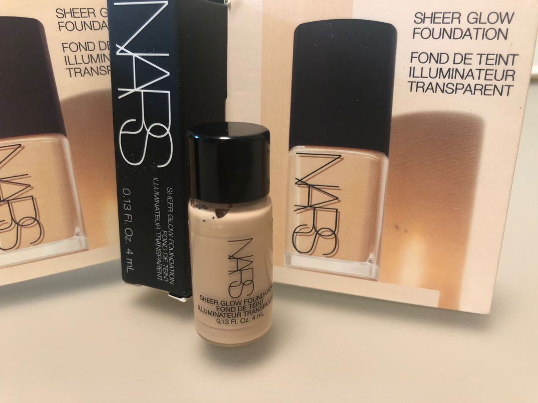 Nars Sheer Glow Foundation Mont Blanc Light 2 4ml 美容＆個人護理 健康及美容