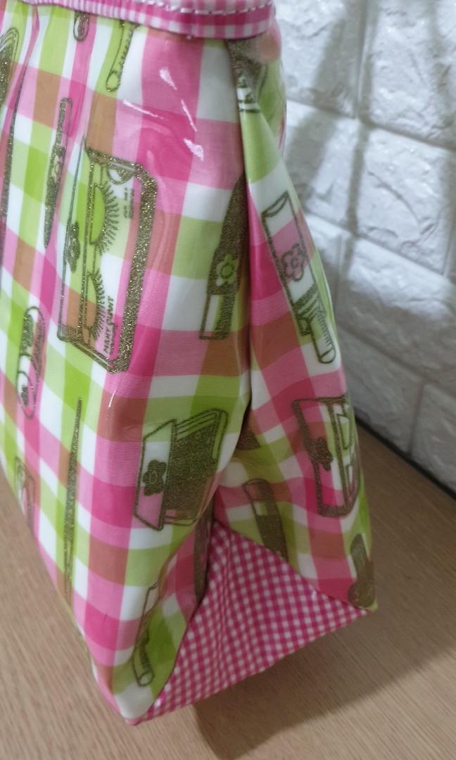 Pre-loved MARY QUANT LONDON Tote Bag, Women's Fashion, Bags & Wallets ...