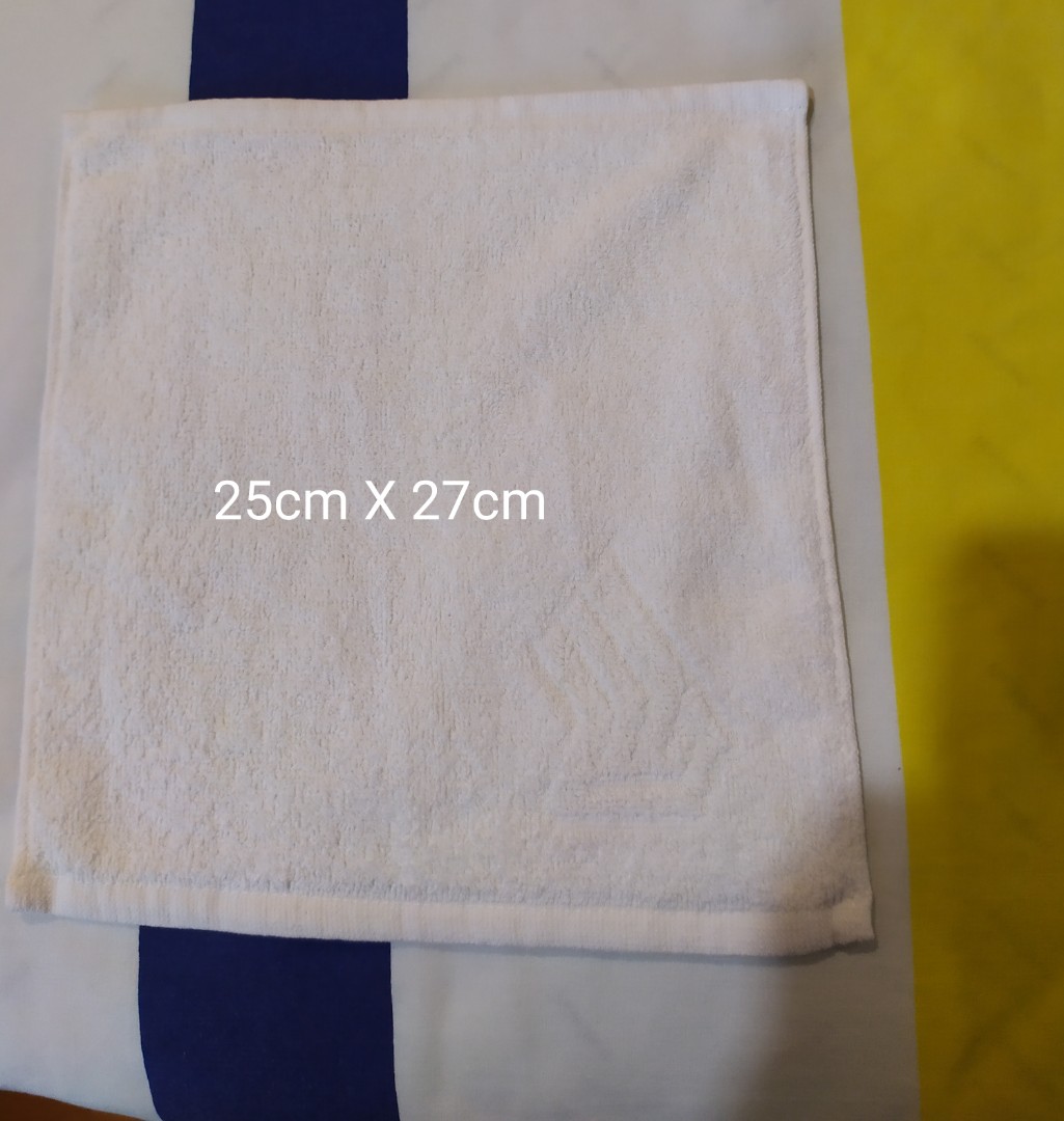 SIA Hand Towels, Furniture & Home Living, Kitchenware & Tableware ...