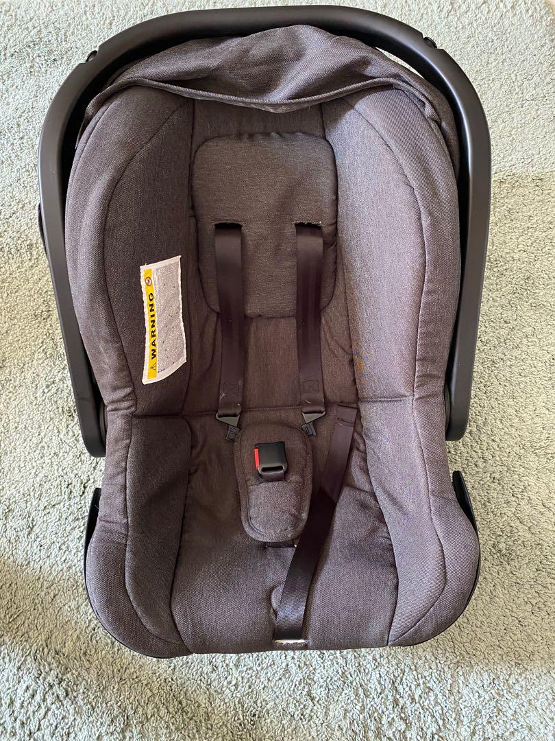 Tiny love baby rocker and infant car seat (2 free milk bottles), Babies ...
