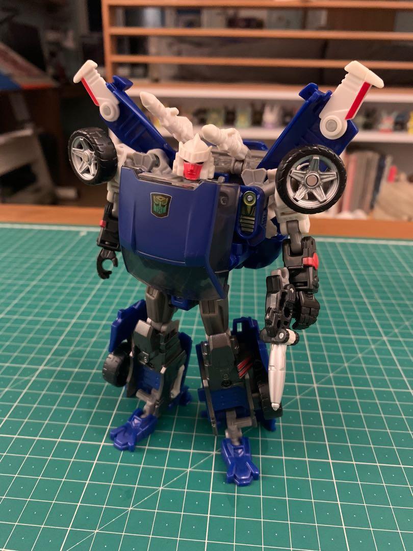 Transformers Reveal the Shield Autobot Tracks, Hobbies & Toys, Toys ...