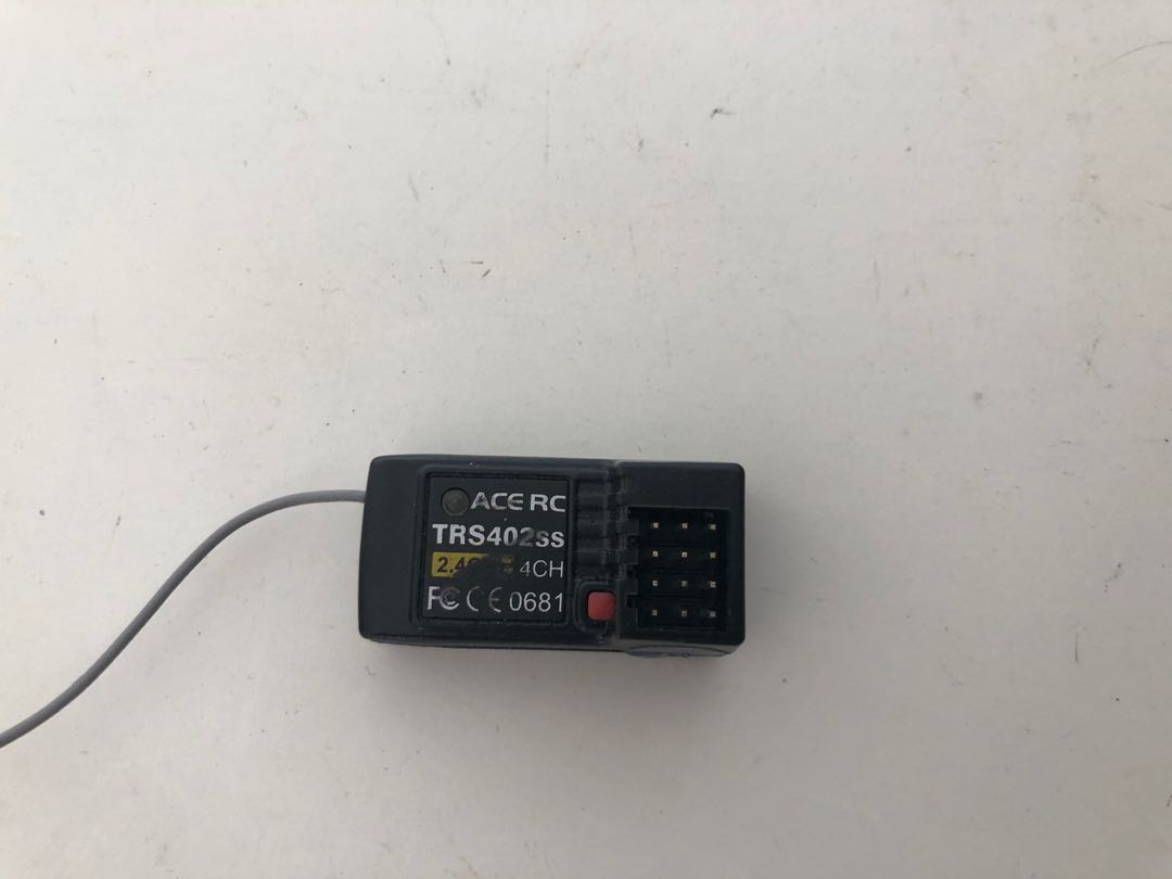 ACE RC TRS402SS Receiver, Hobbies & Toys, Toys & Games on Carousell