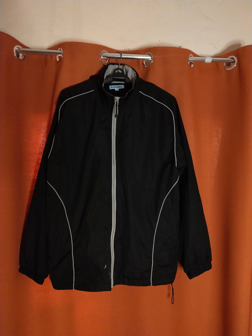 Baleno windbreaker, Men's Fashion, Tops & Sets, Hoodies on Carousell