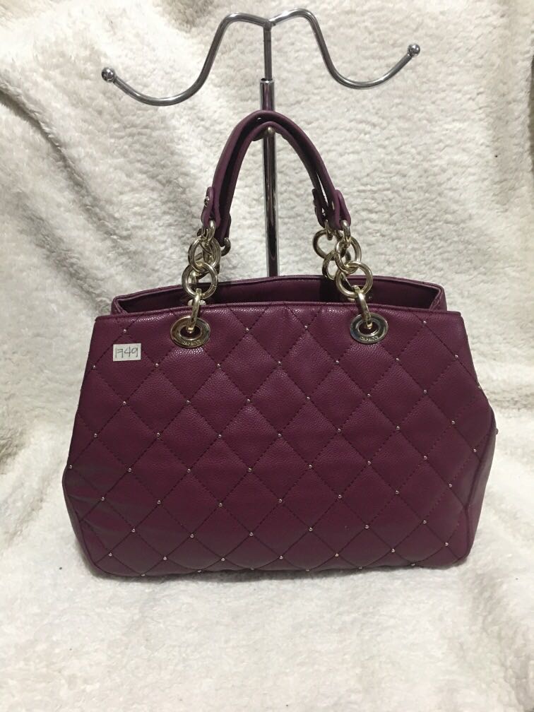 Capacci quilted handbag, Women's Fashion, Bags & Wallets, Tote Bags on ...