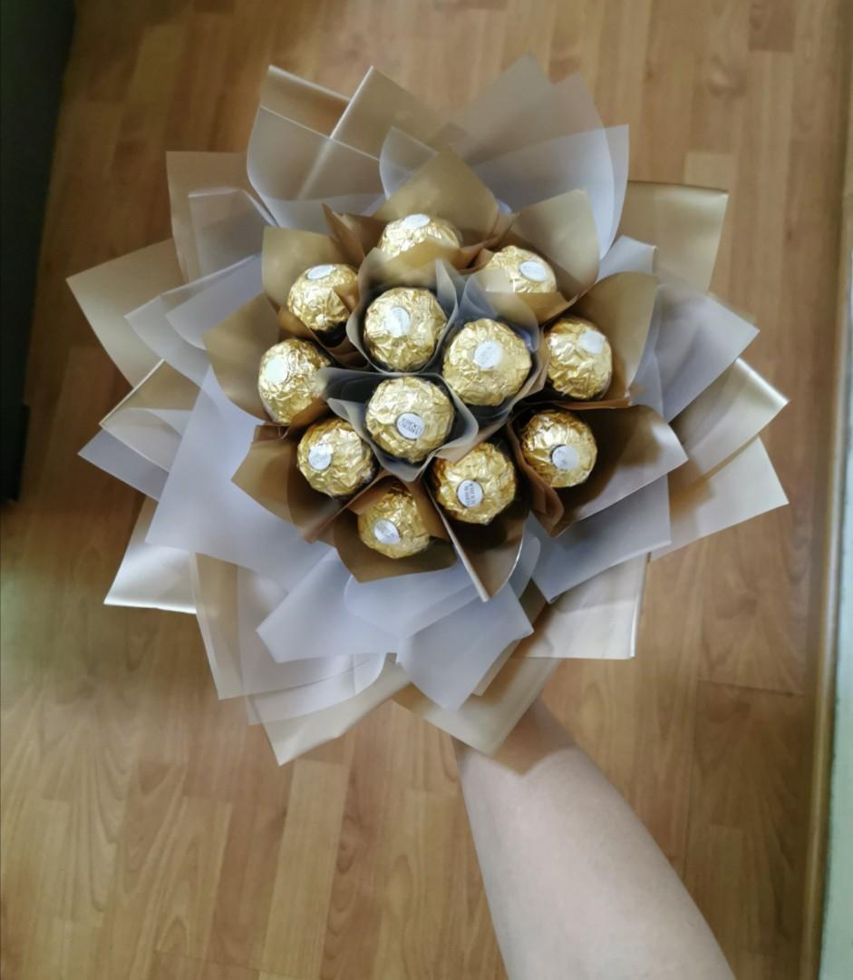 Ferrero Rocher bouquet, Hobbies & Toys, Stationery & Craft, Flowers ...