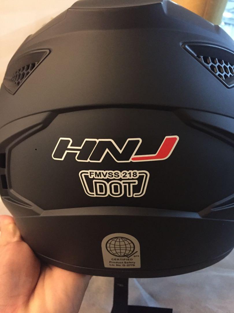 HNJ full face helmet Matte black, Looking For on Carousell
