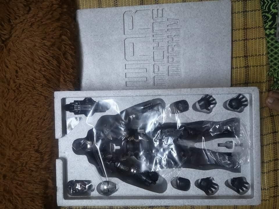 Hot Toys WarMachine Mk- IV (infinity War), Hobbies & Toys, Toys & Games ...