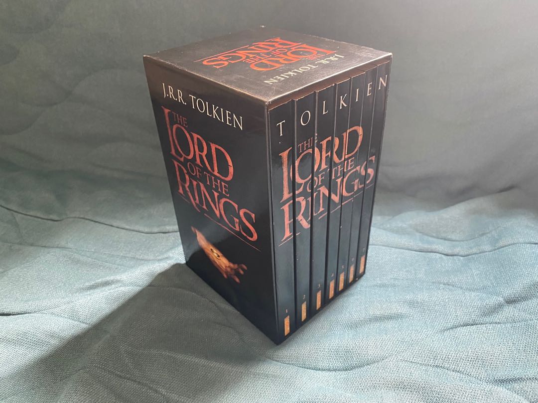 The Lord Of The Rings JRR Tolkien 魔戒三部曲 優雅7本型收藏版, 興趣及遊戲, 書本 & 文具, 小朋友書 ...