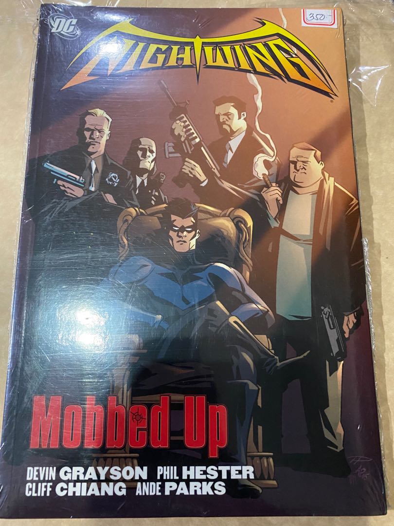 Nightwing: Mobbed Up, Hobbies & Toys, Books & Magazines, Children's ...