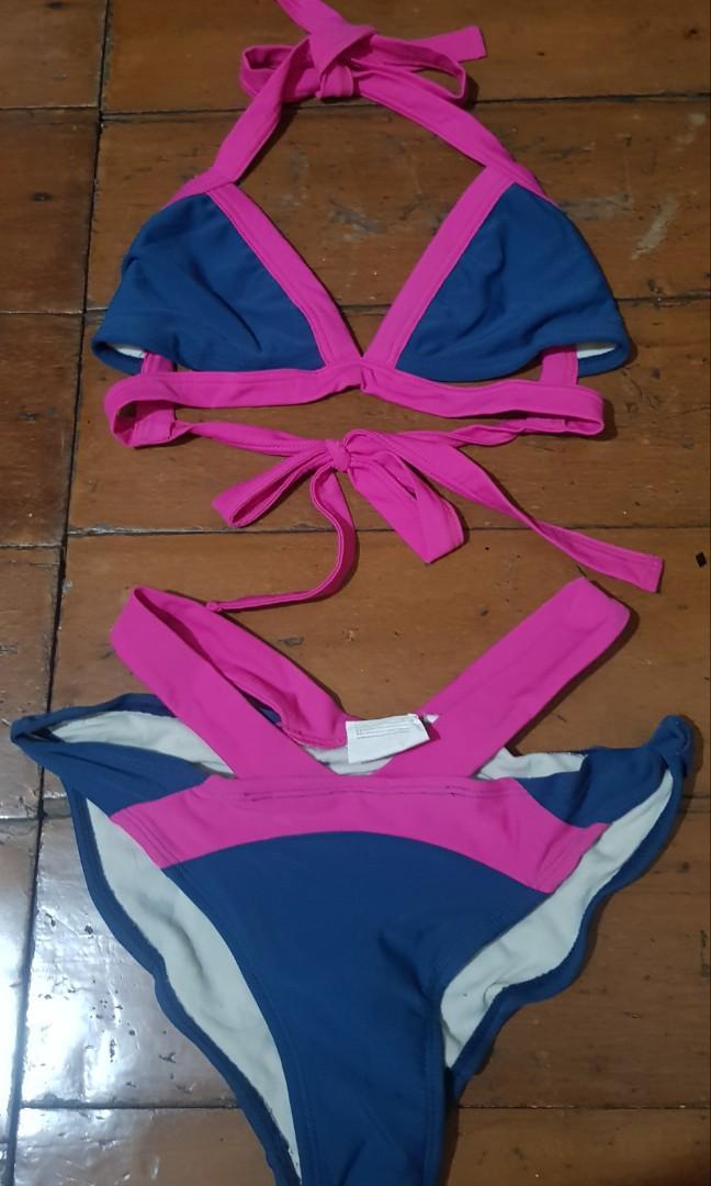 Seventeen Swimsuit, Women's Fashion, Swimwear, Bikinis & Swimsuits on ...