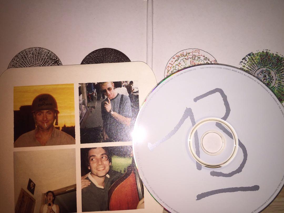 Blur 13 ( 紙版 ) CD, 興趣及遊戲, 音樂樂器 & 配件, 音樂與媒體 - CD 及 DVD - Carousell