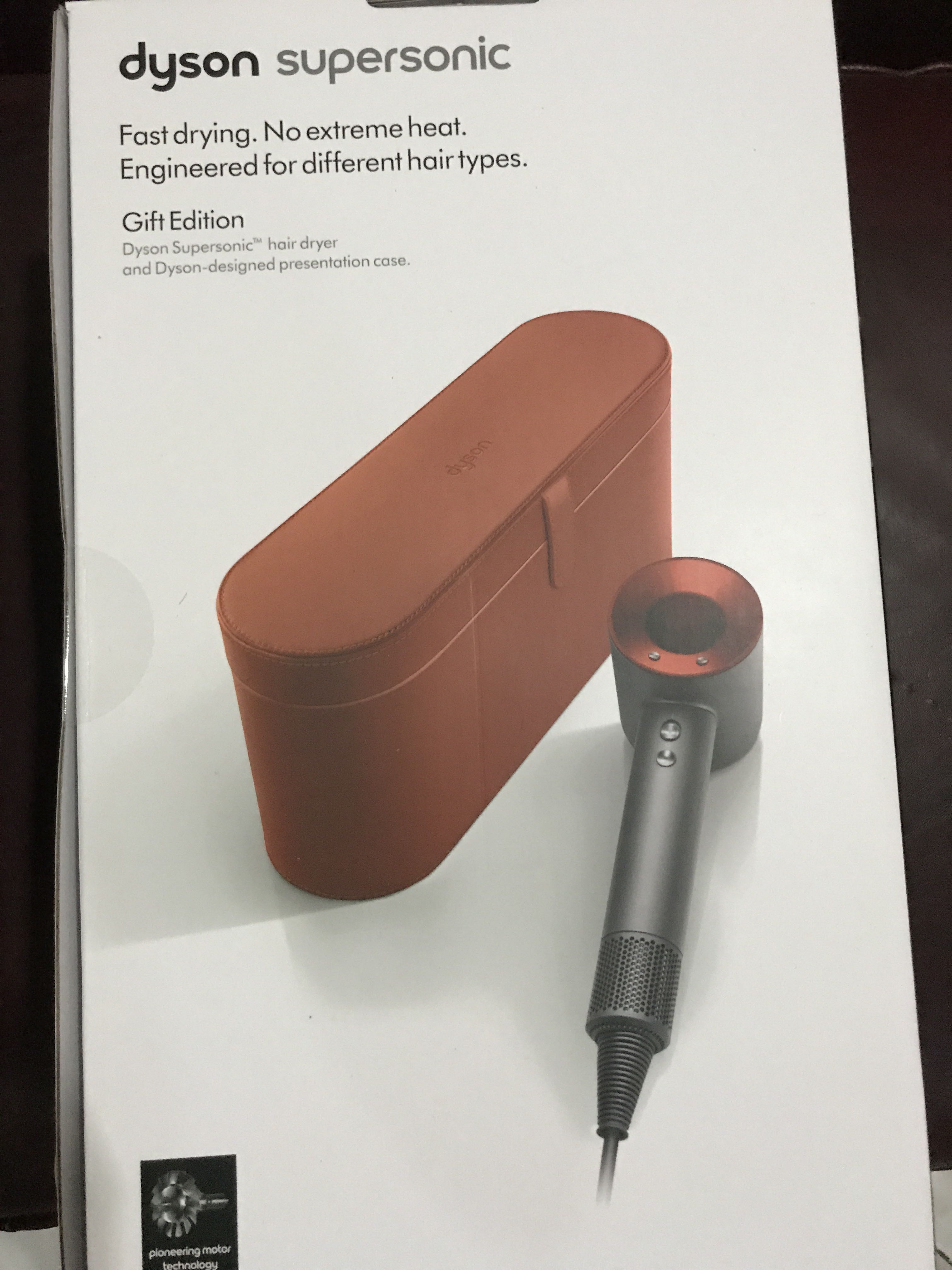 Dyson Supersonic Gift Edition, Beauty & Personal Care, Hair on Carousell