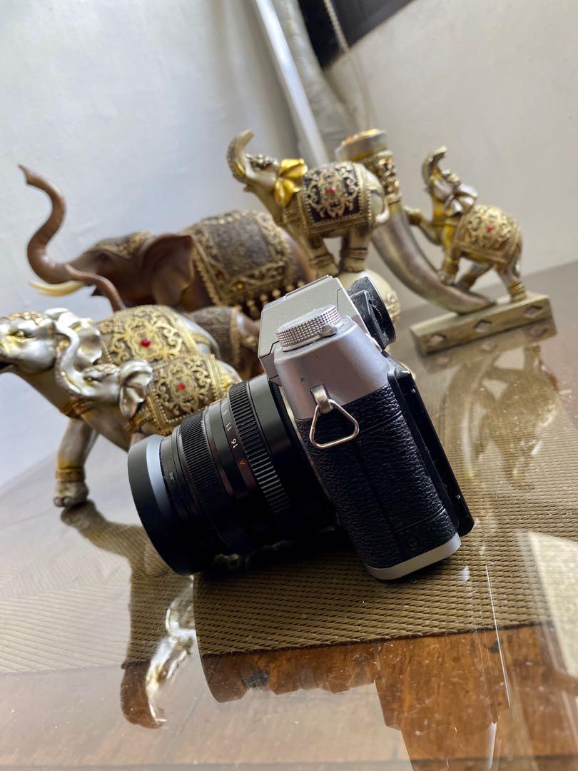 Fujifilm XT-20 (complete), Photography, Lens & Kits on Carousell