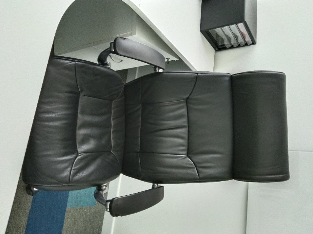 2 L Shape Tables, 1 Managerial Chair and 2 Office Chairs for SALE ...