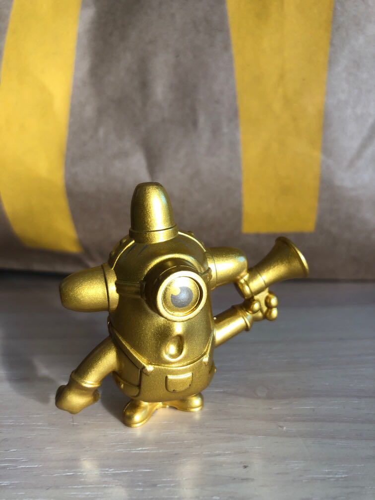 Rare gold minion, Hobbies & Toys, Toys & Games on Carousell