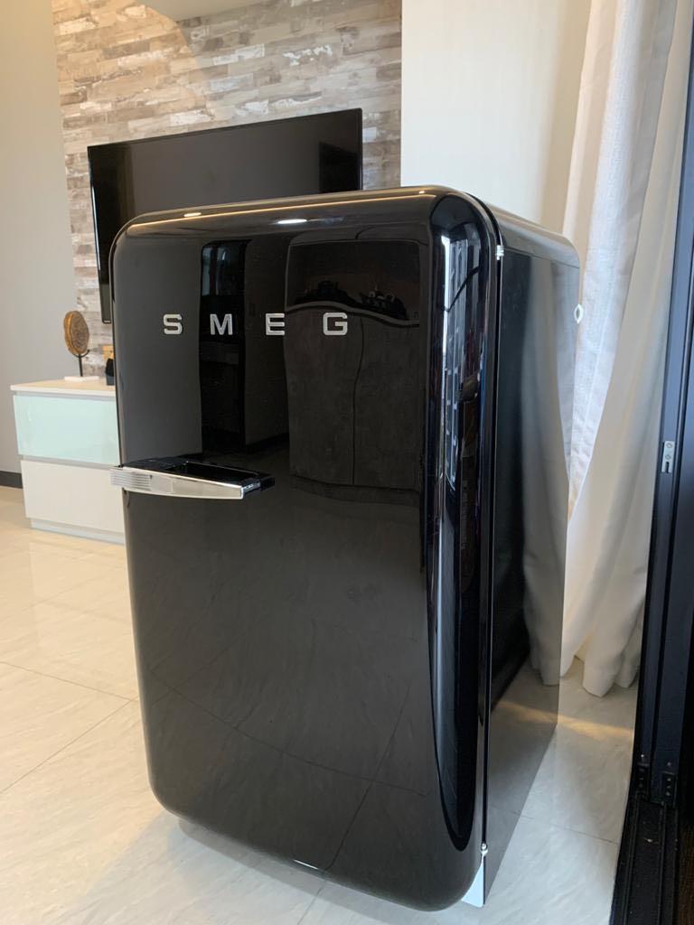 Smeg Mini Fridge (Brand new), TV & Home Appliances, Kitchen Appliances ...