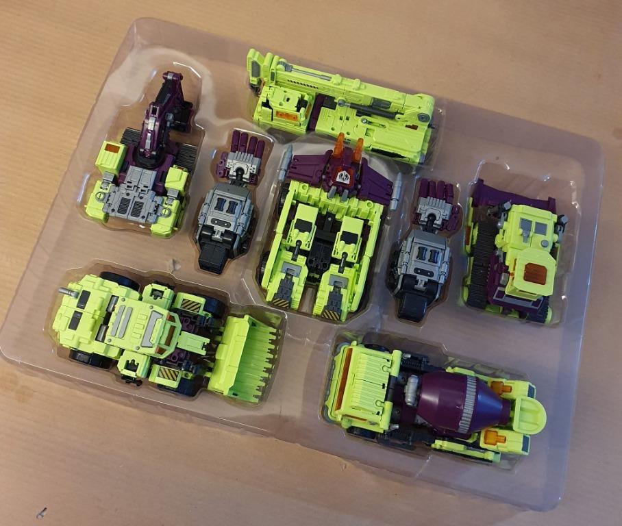 Transformers NBK Oversized Devastator Constructicons Combiner ...