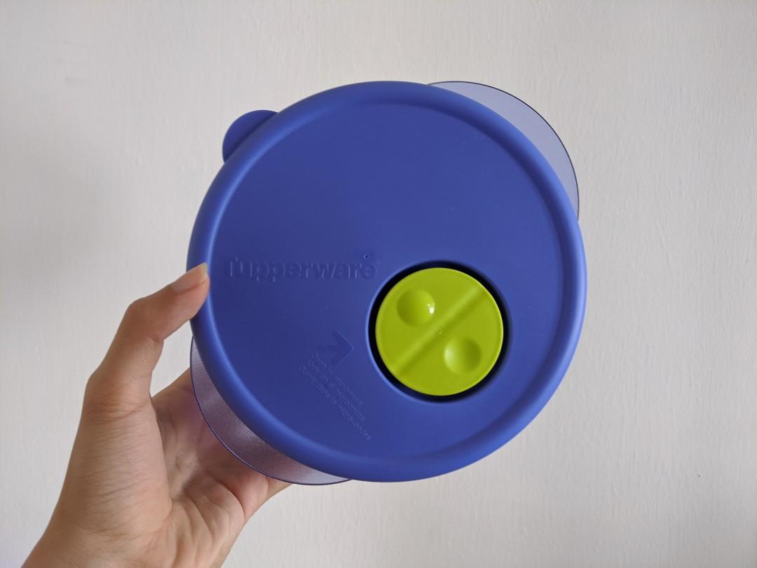 Reusable Lunch Box | Genuine Tupperware (Rock N Serve Round set ...