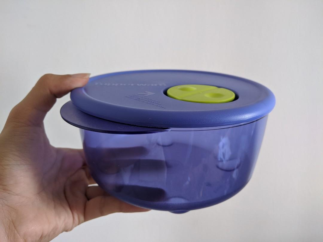 Reusable Lunch Box | Genuine Tupperware (Rock N Serve Round set ...