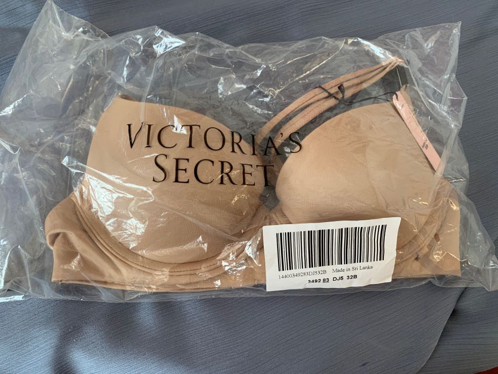 Victoria’s Secret Bra, Women's Fashion, New Undergarments & Loungewear ...