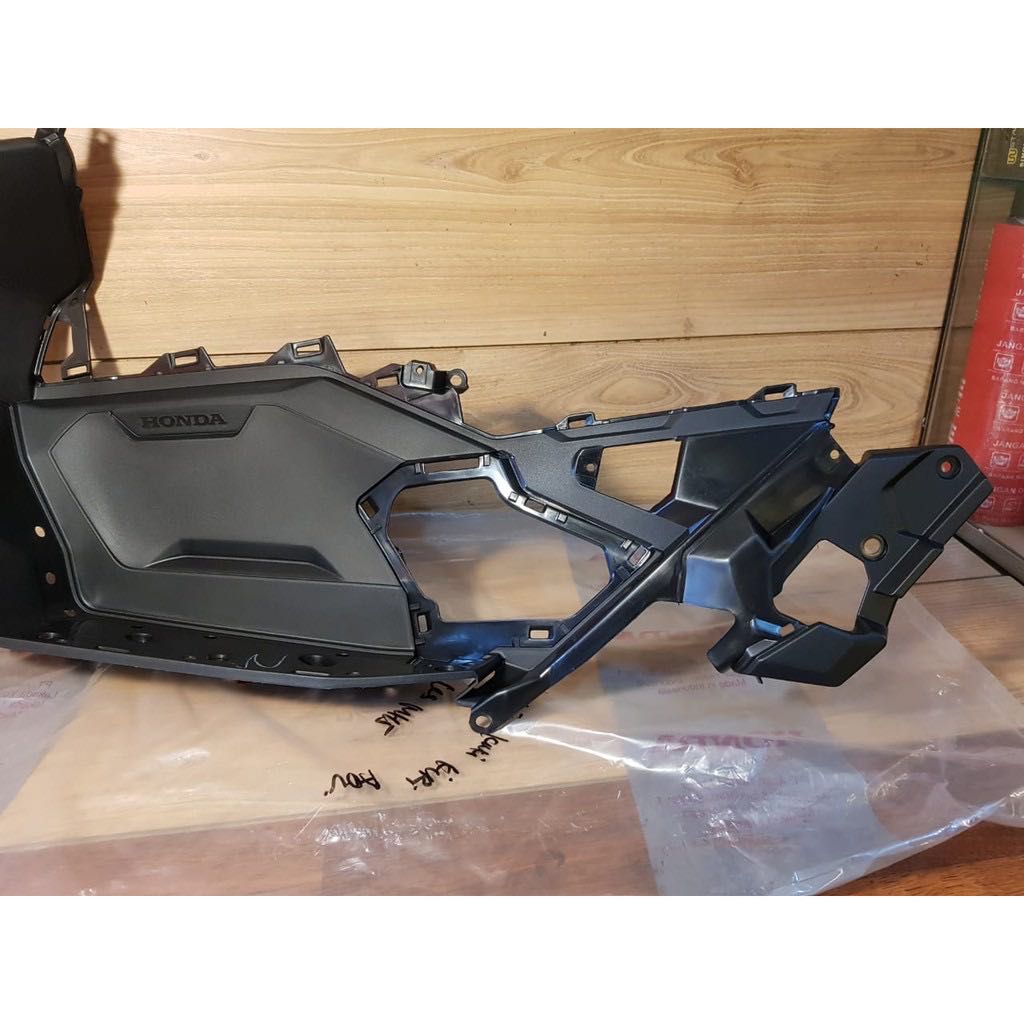 Honda Adv 150 left floor step, Motorcycles, Motorcycle Accessories on ...