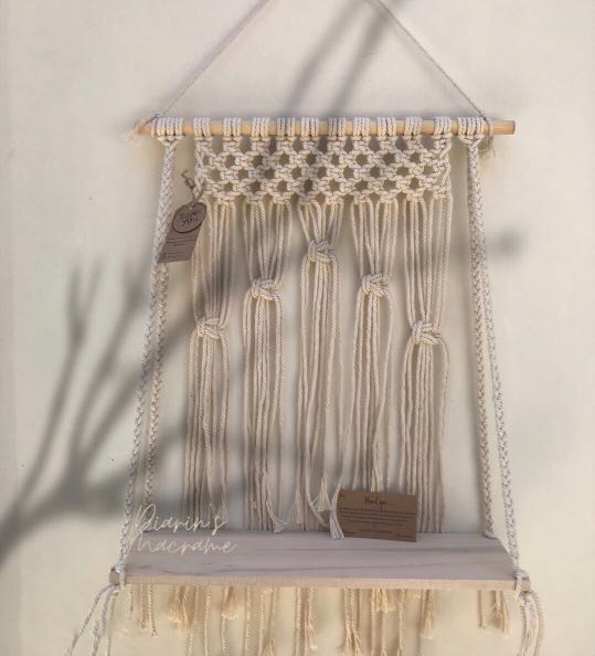 Rak gantung dinding macrame, Perabotan Rumah di Carousell