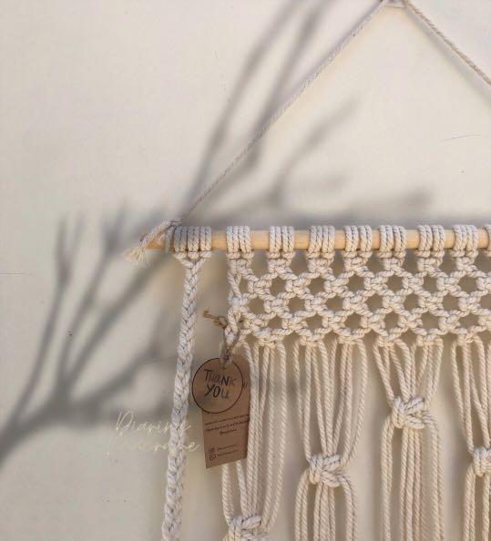 Rak gantung dinding macrame, Perabotan Rumah di Carousell